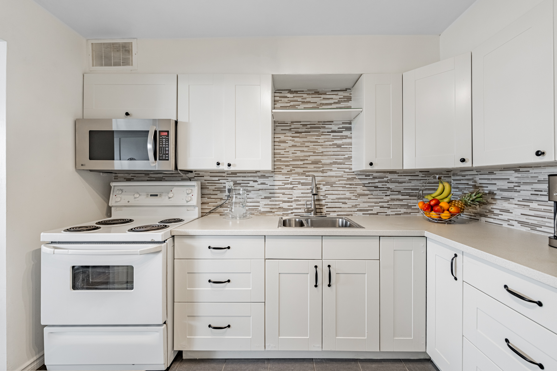 FOR SALE - 551 The West Mall Unit 1421, Etobicoke - Donna Bulika